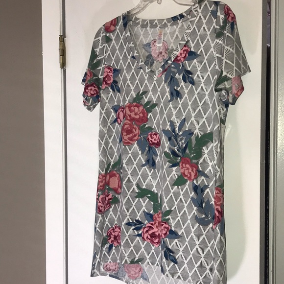 LuLaRoe | Tops | Lularoe Christy T | Poshmark